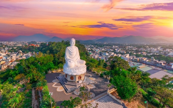 Cruise in Asia: holidays in the Far East | Costa Cruises