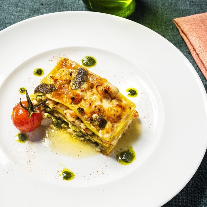 Restaurants and bars on the cruise | Costa Cruises EU